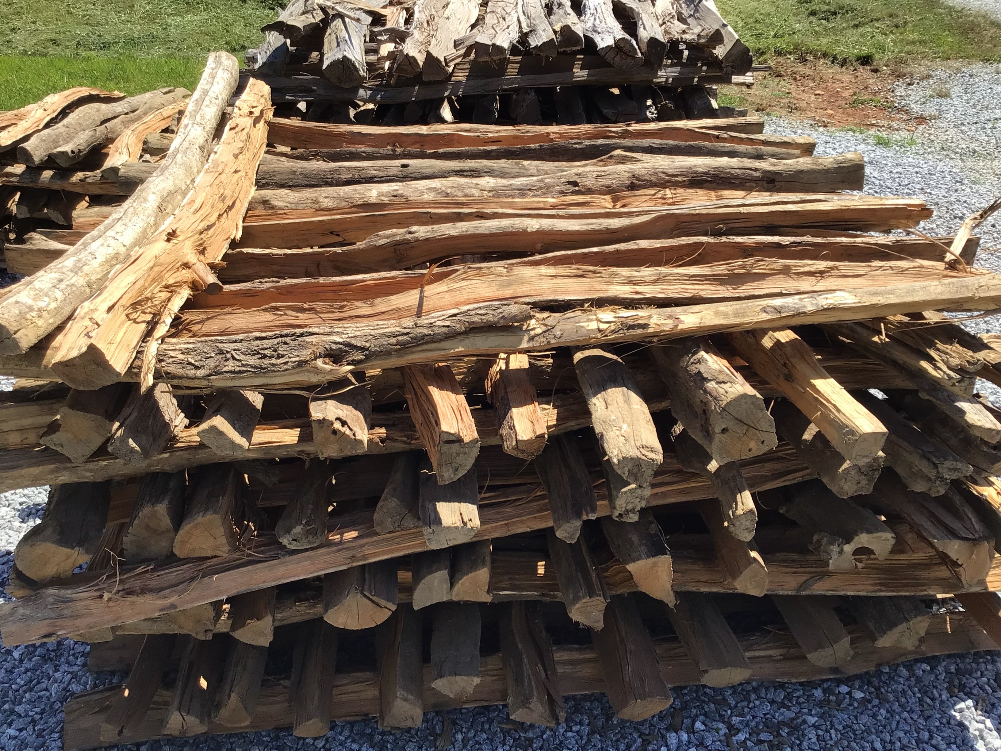 Locust Split Rail – 8 ft. long | Clark & Co. Hardscape Supply